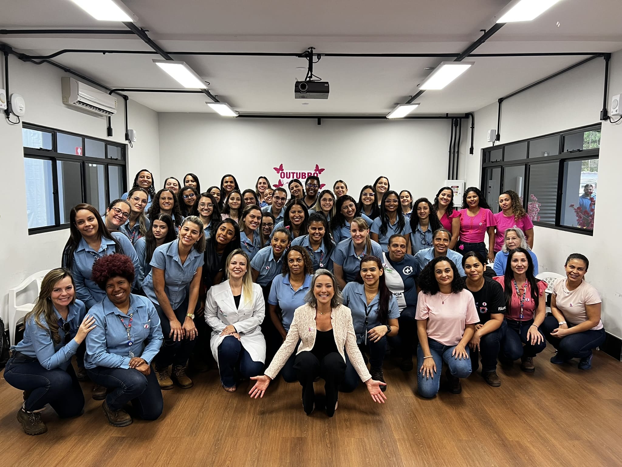 Outubro Rosa na Itaminas - Itaminas